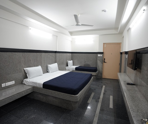 GRT MAHALAKSHMI KASI ANNAPOORNA CHATRAM